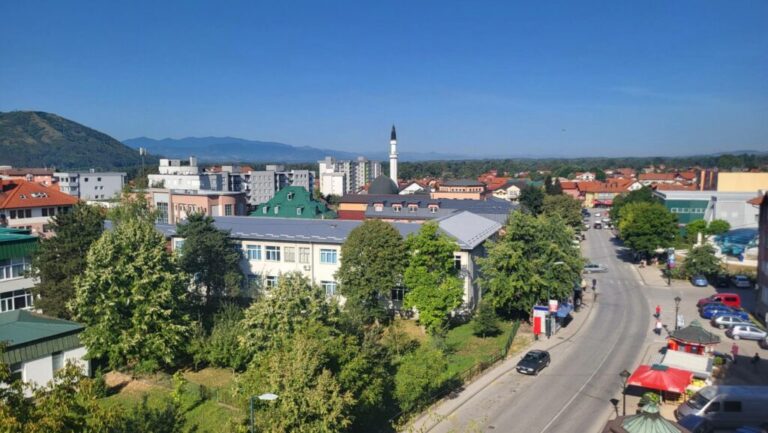 OIK Kalesija: Obavijest o izlaganju Izvoda iz centra za birački spisak ...